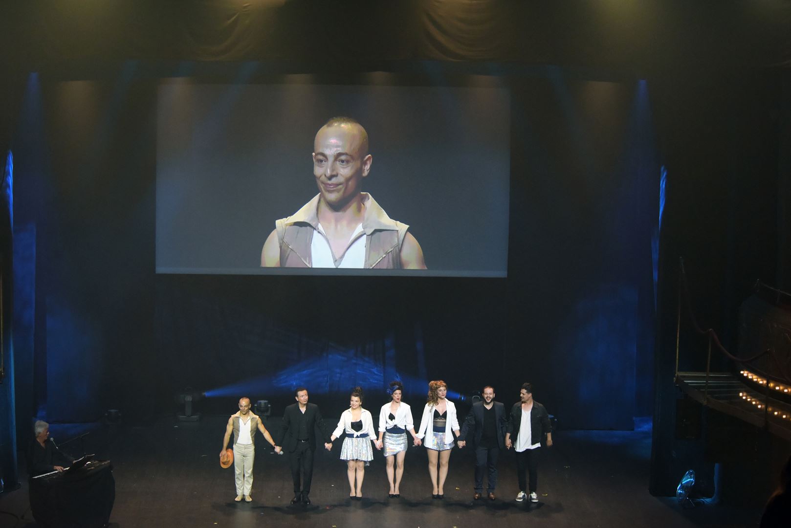 Antoine Helou | Artiste au Mât Chinois