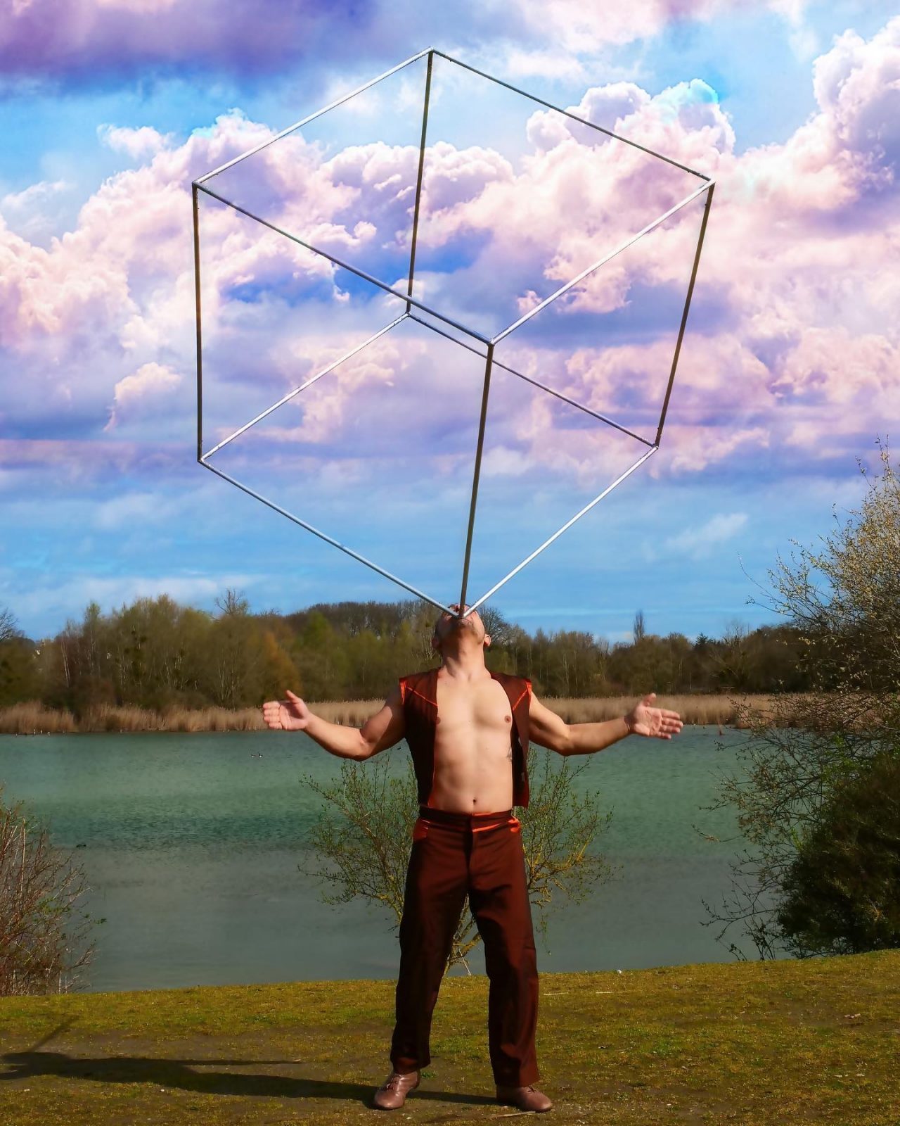 Antoine Helou | Artiste au Mât Chinois